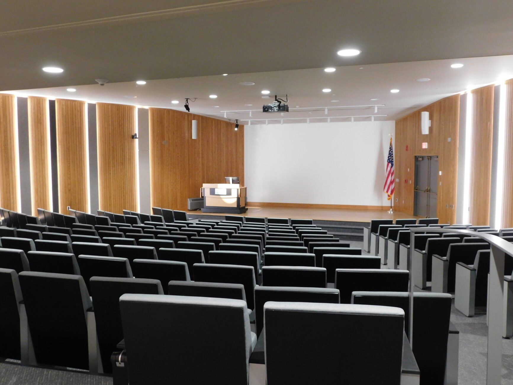 Lahey Hospital & Medical Center | MEC Electrical & Technologies, Inc.